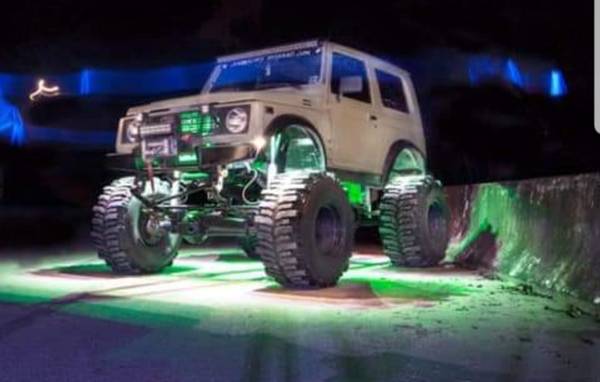 Suzuki Samurai Mud Truck