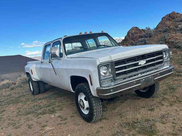 What is a Square Body? | MUD TRUCK NATION